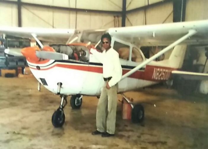 The incredible story of how this man built an aircraft on the terrace ...