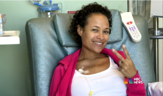 Woman with Cancer got married in hospital hours before she died
