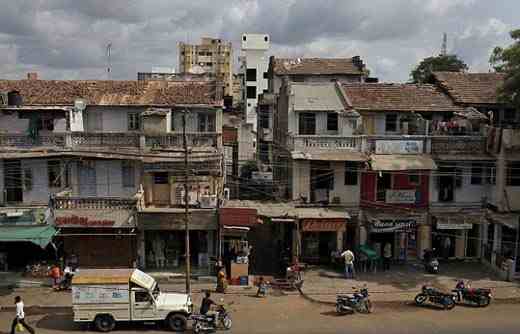 Moment mother meets her baby and surrogate home in Indian surrogacy ...
