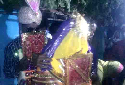 Men ’turn into tigers’ to maul wedding offerings In this MP village