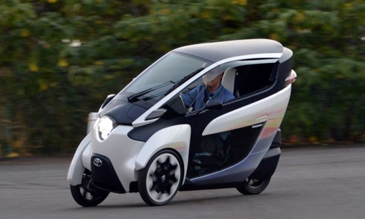Toyota unveils three-wheeler that leans like a motorbike when speeding ...