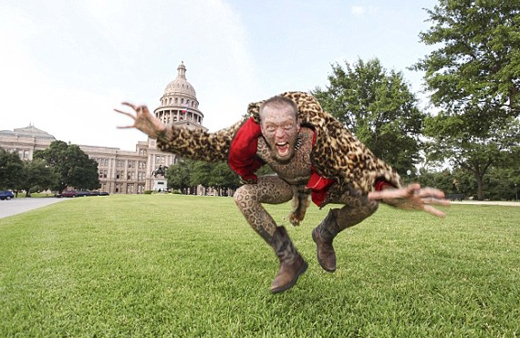 Larry Da Leopard, who turned himself into a ’big cat’ with 1,000 ...